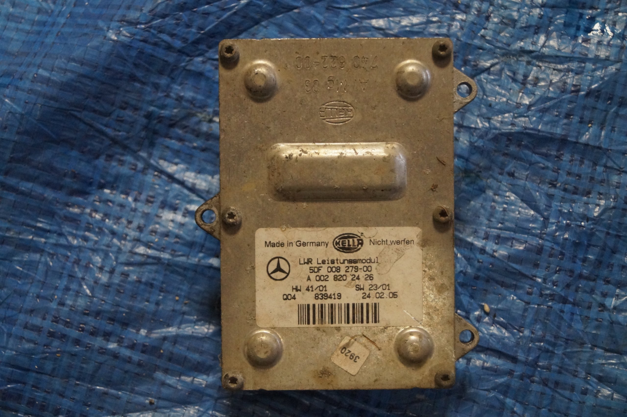 Kratka ochronna reflektora L Mercedes-Benz OE 9438800185 - porównaj ...