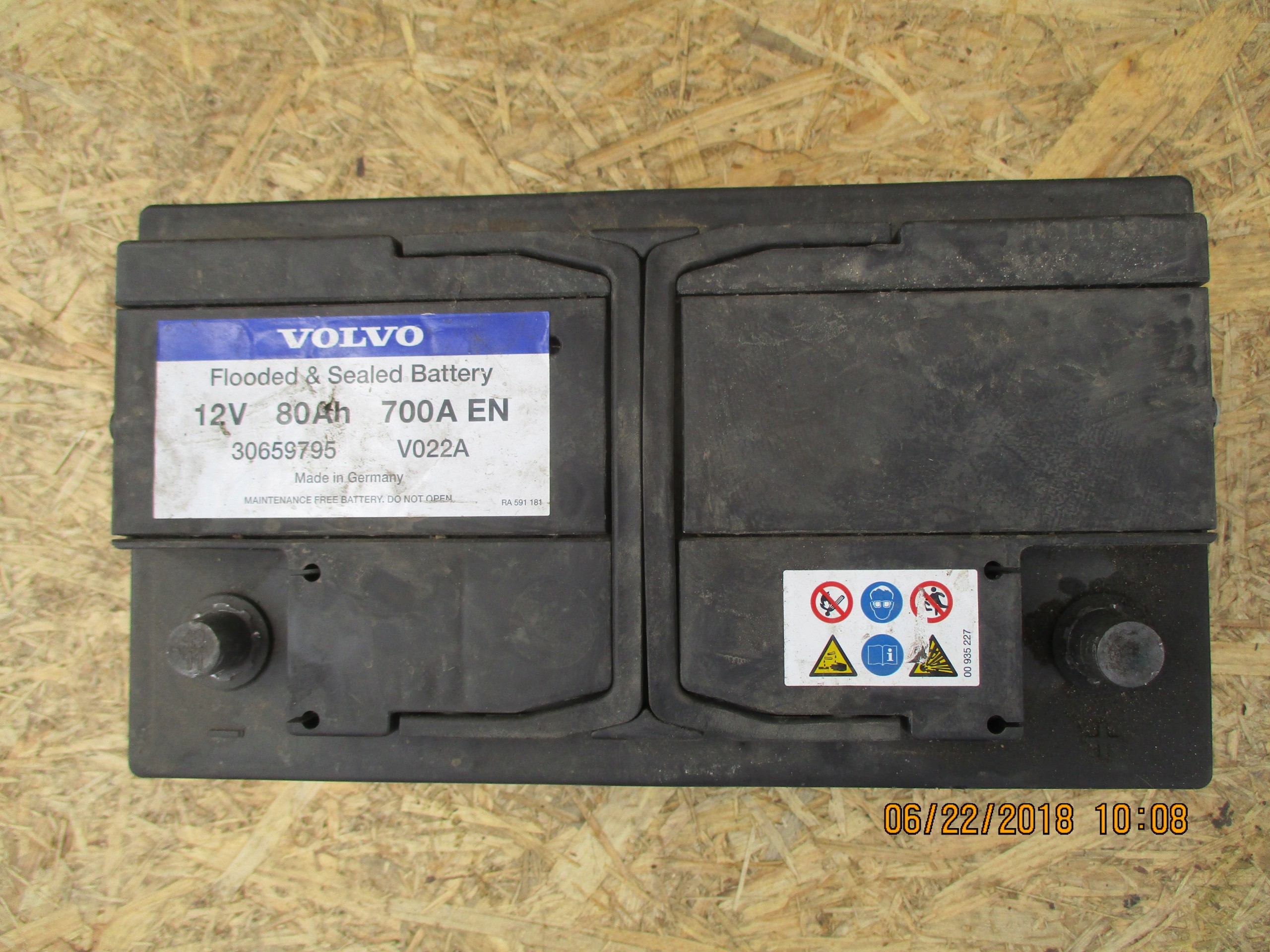 AKUMULATOR VOLVO 30659795 80AH 700A V022A - 7424321198 - oficjalne ...