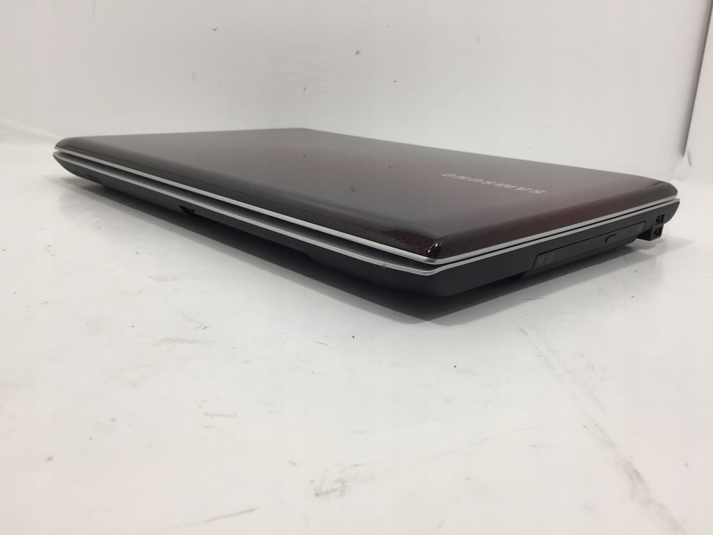 SAMSUNG NP-R730 INTEL P 2x2.2GHz 4GB 17,3'' XL139 - 7724623210 ...