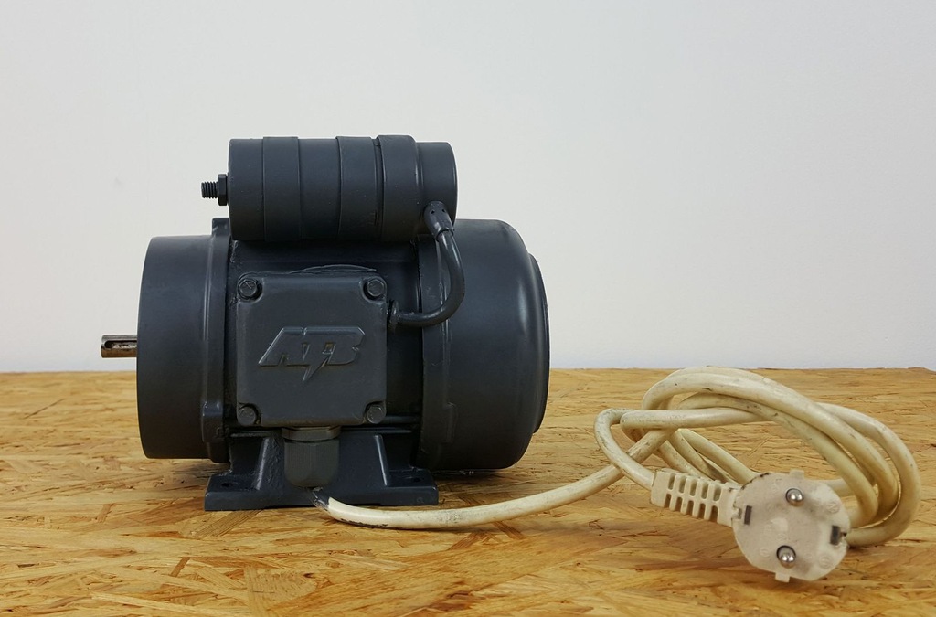 SILNIK ELEKTRYCZNY ATB 0,25kw 2850obr oś11 230V - 7078409842 ...