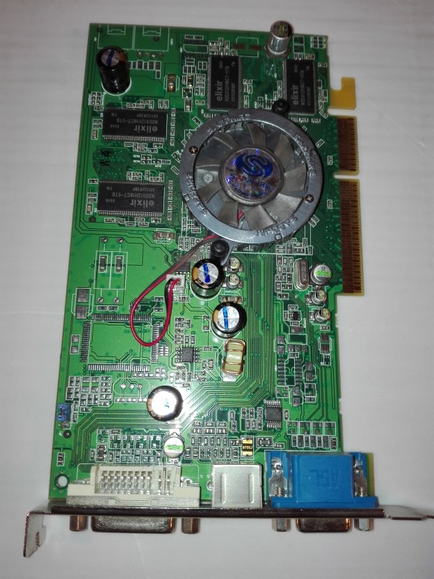 ATI RADEON 9550 128MB AGP 8x Sapphire 1024-GC20-FG - 7204586999 ...