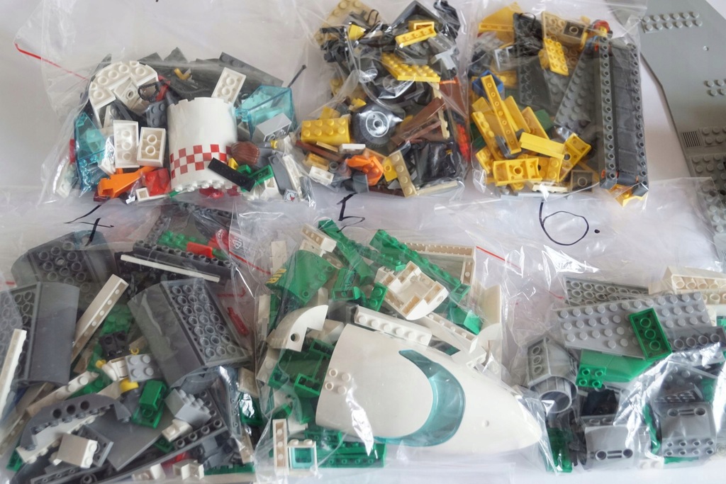 LEGO 60022 City - Terminal towarowy samolot Cargo - 7565577537 ...