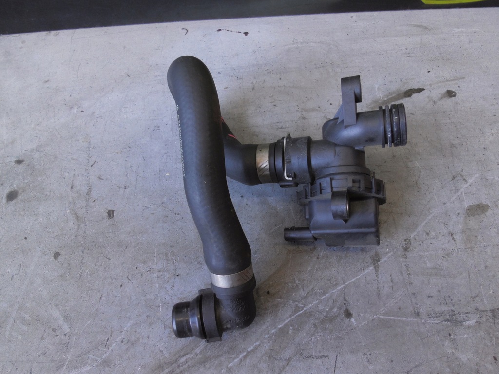 MERCEDES CL W216 W222 ZAWÓR WODY A2782000831 - 7563562066 - oficjalne ...