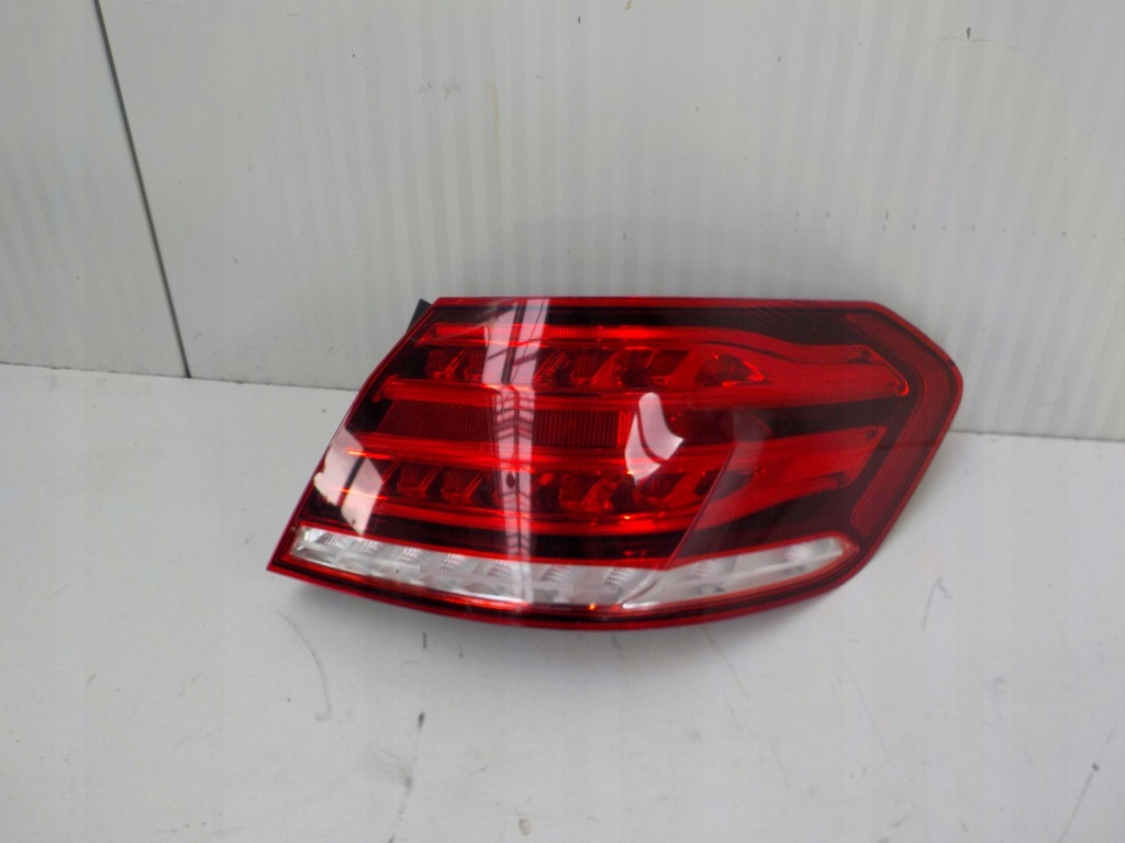 Mercedes W212 Lift lampa prawa tył A2129060803 * - 7447820806 ...