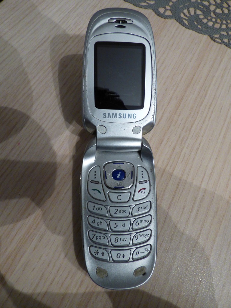 SAMSUNG SGH-X640 - 7341231368 - oficjalne archiwum Allegro