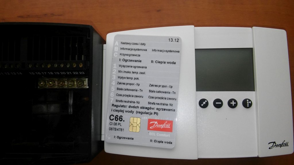 Regulator pogodowy Danfoss ECL 300 komfort - 7575546444 - oficjalne ...