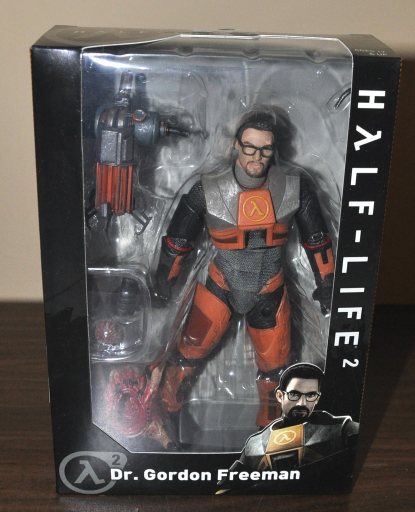 DR GORDON FREEMAN figurka 17 cm HALF LIFE 2 NECA - 7578781716 ...