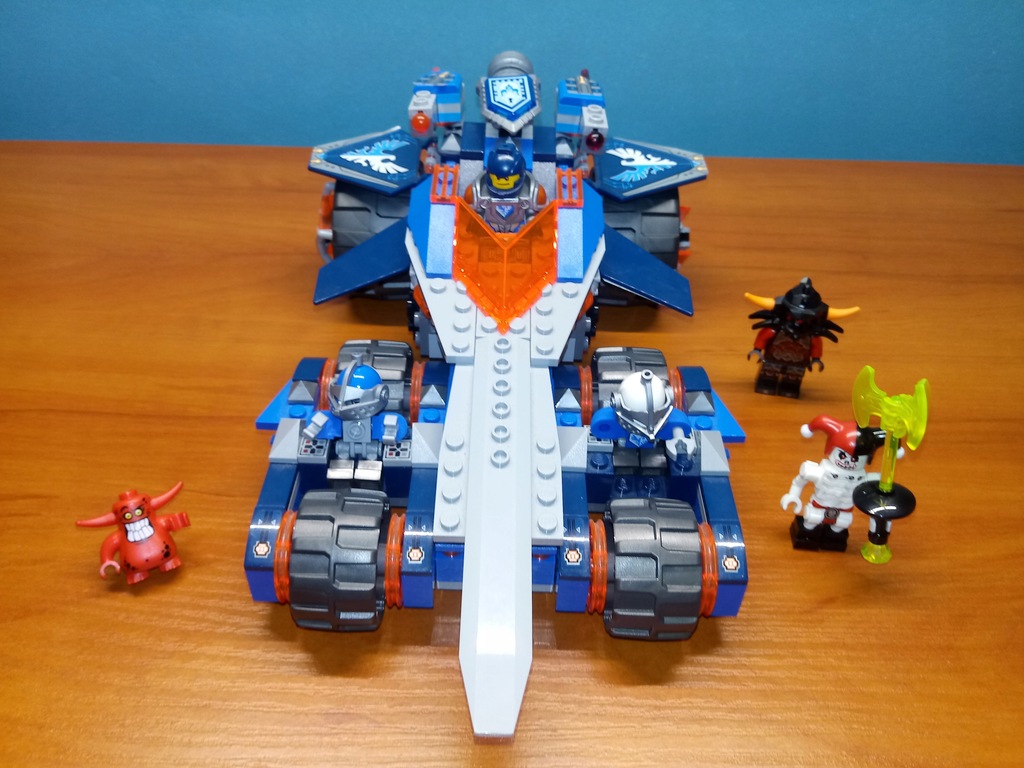 LEGO NEXO KNIGHTS 70315 Pojazd Claya - 7583009033 - oficjalne archiwum ...
