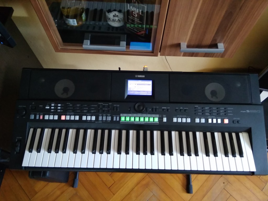Yamaha PSR S650 Black, idealny + dodatki - 7411214257 - oficjalne ...