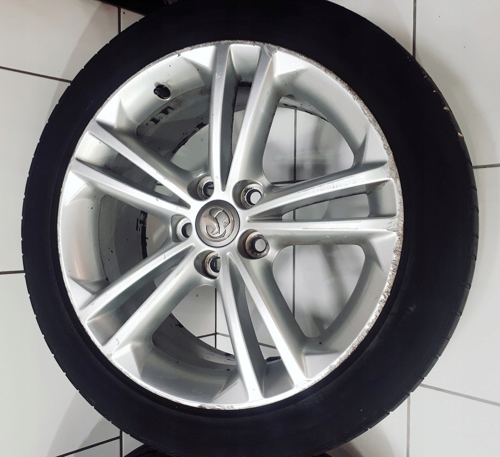 INSIGNIA FELGI ALUMINIOWE 13235011 18" 5X120 - 7558611761 - oficjalne ...