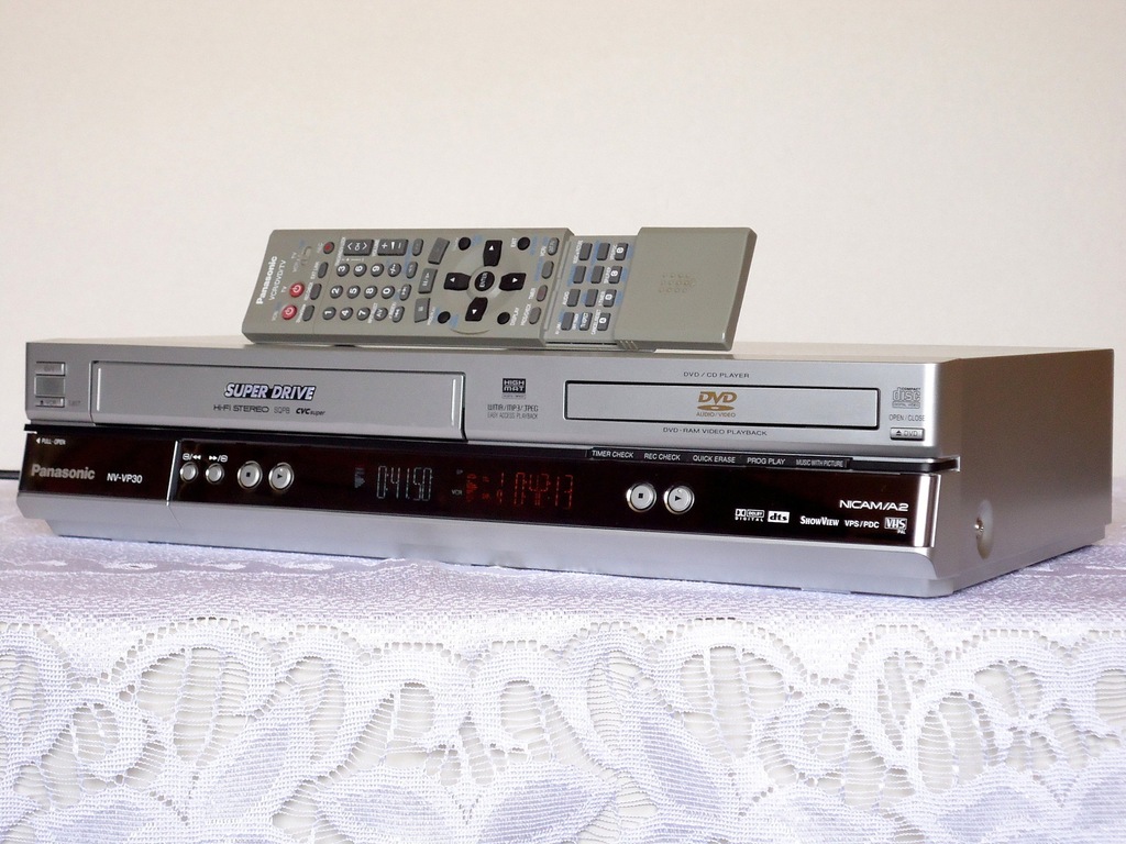 PANASONIC Combo DVD-VHS 6GŁOWIC SP/LP/EP Mp3 S-VHS - 7337063013 ...