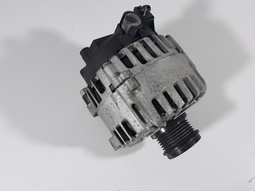 VOLVO V40 12- 1.6 D2 ALTERNATOR 14V 150A 30659390 - 7400937785 - oficjalne archiwum Allegro