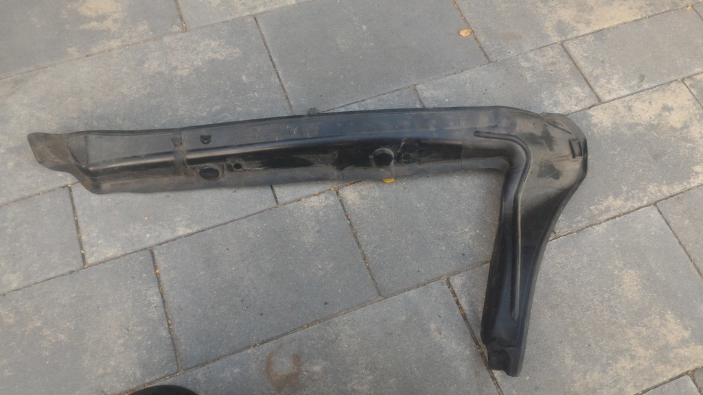 Osłona prawa błotnika audi a4 b8 8k0821112A - 7421764915 - oficjalne ...