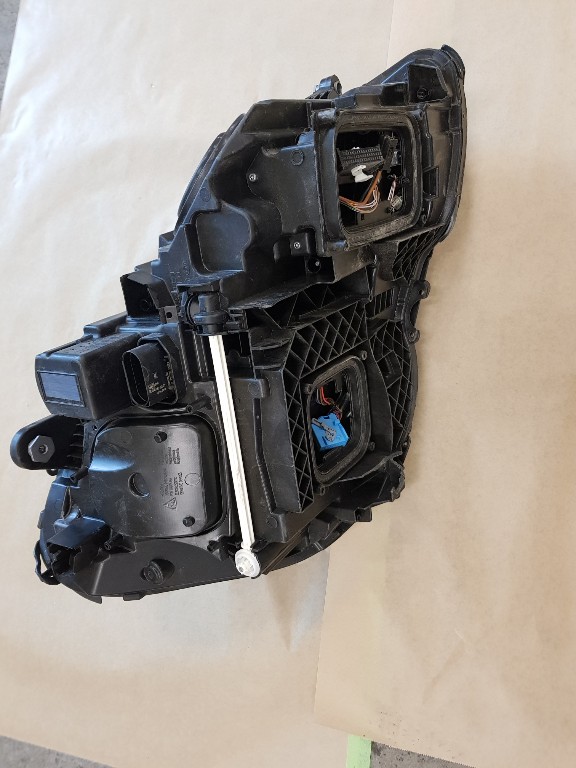 MERCEDES E W212 LIFT reflektor FULL LED 2128202339 - 7341273404 ...