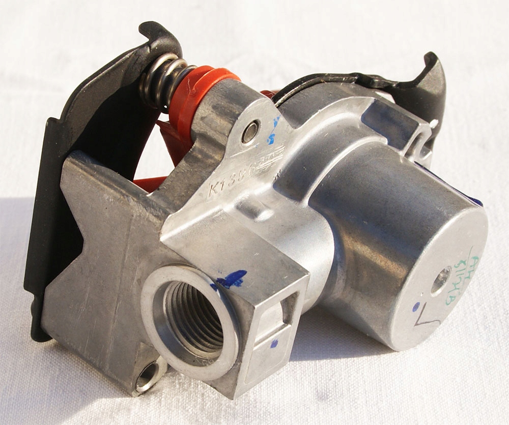 złącze powietrza naczepy przyczepy samochód zawór 7704219810 - Allegro.pl